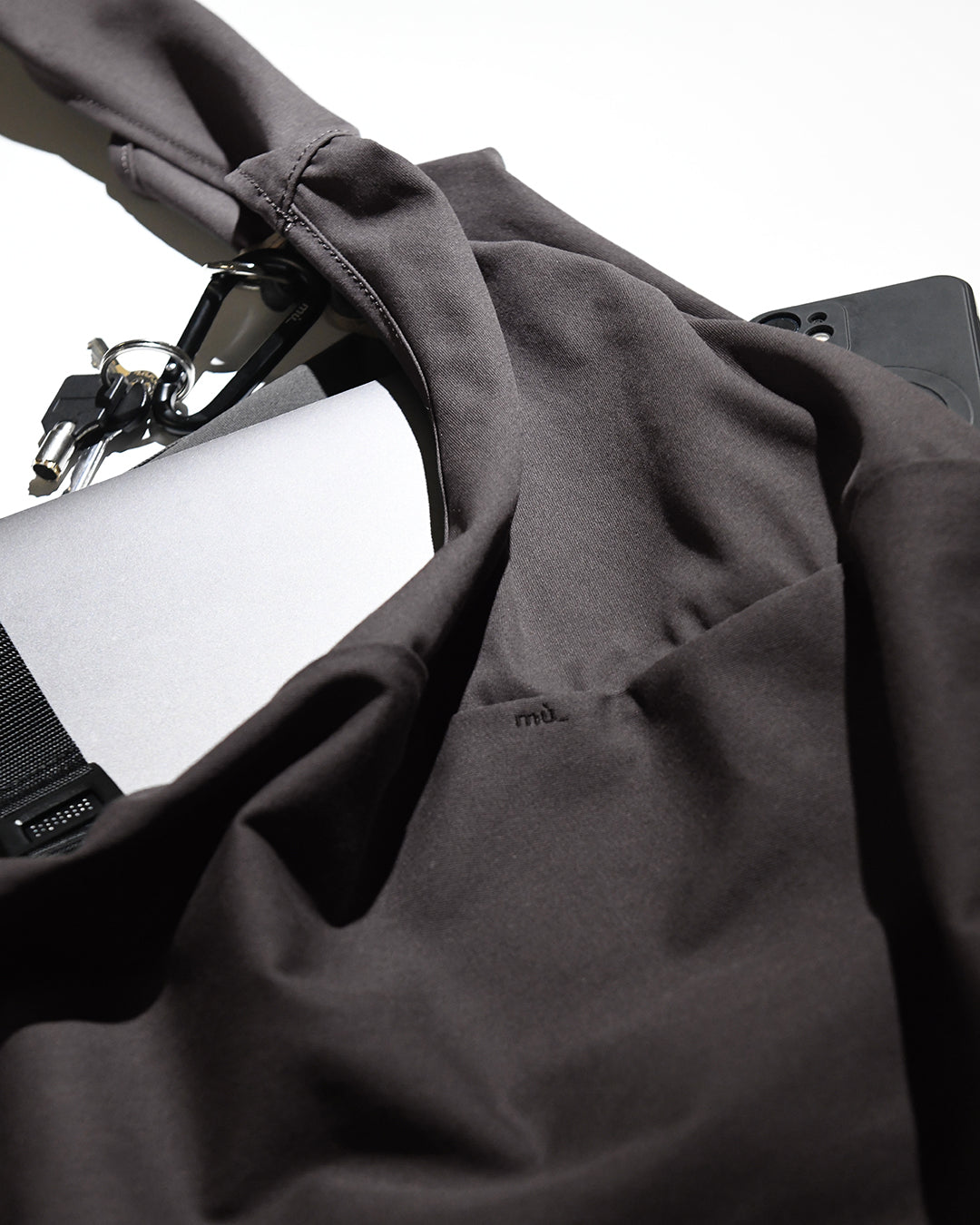 POSTMAN BAG / GRAYISH BROWN（ポストマンバッグ） – mù_
